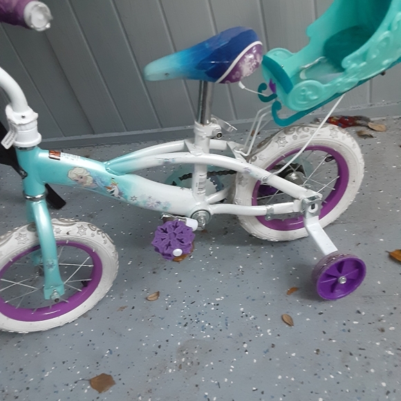 Frozen | Other | Frozen Bike With Doll Carrier | Poshmark